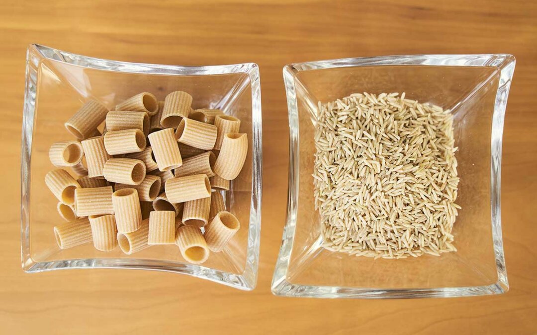 ¿El arroz es pasta o es un cereal? Propiedades nutricionales | Brillante